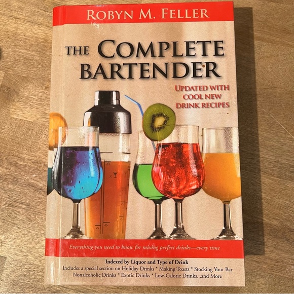 Robyn M. Feller | Other | The Complete Bartender Recipe Book | Poshmark